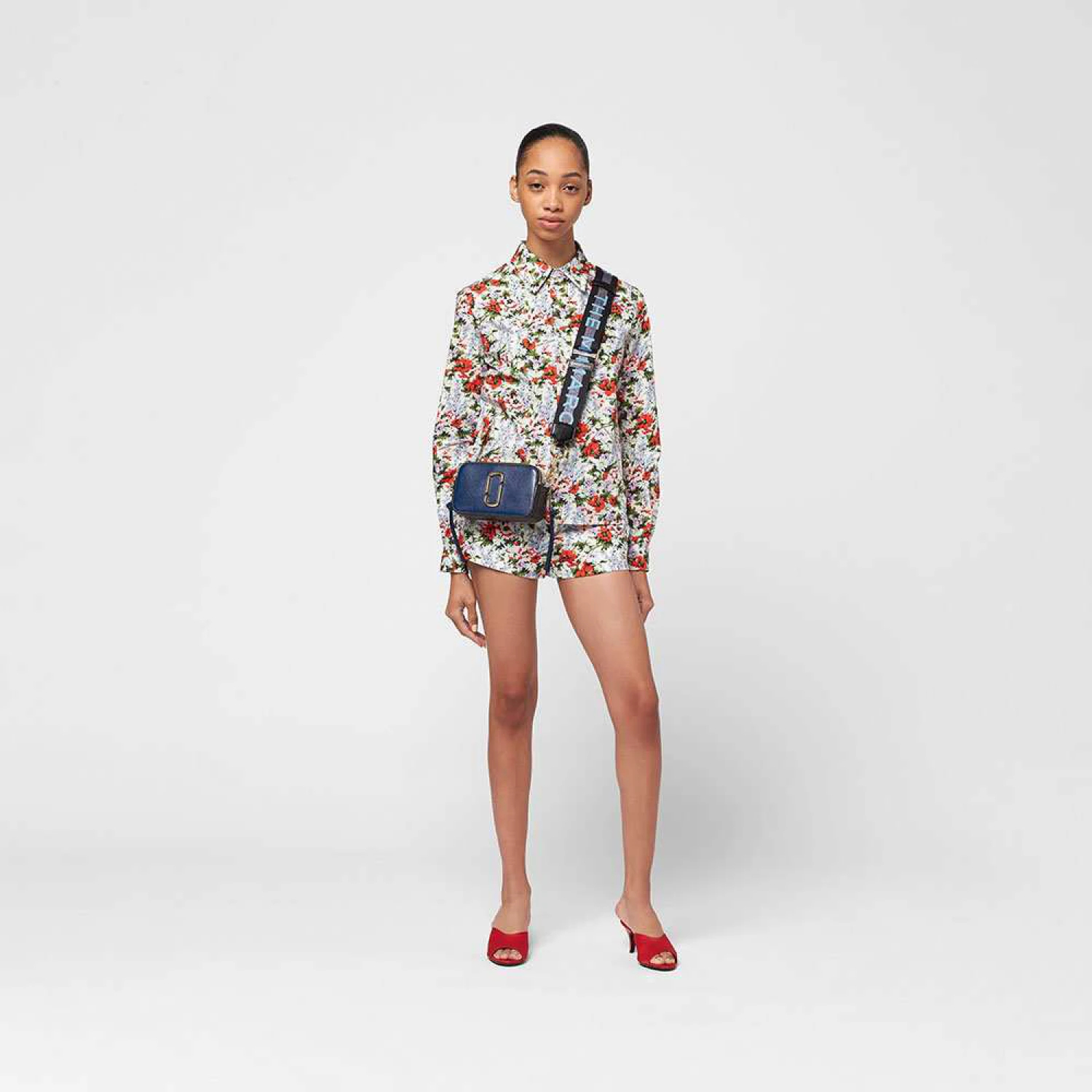 СУМКА MARC JACOBS LOGO STRAP SNAPSHOT NEW BLUE SEA MULTI купить ...